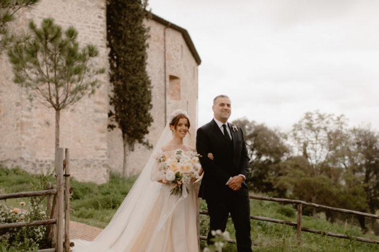 Un mariage au Castello Di Reschio en Toscane - Juli Etta Photographe